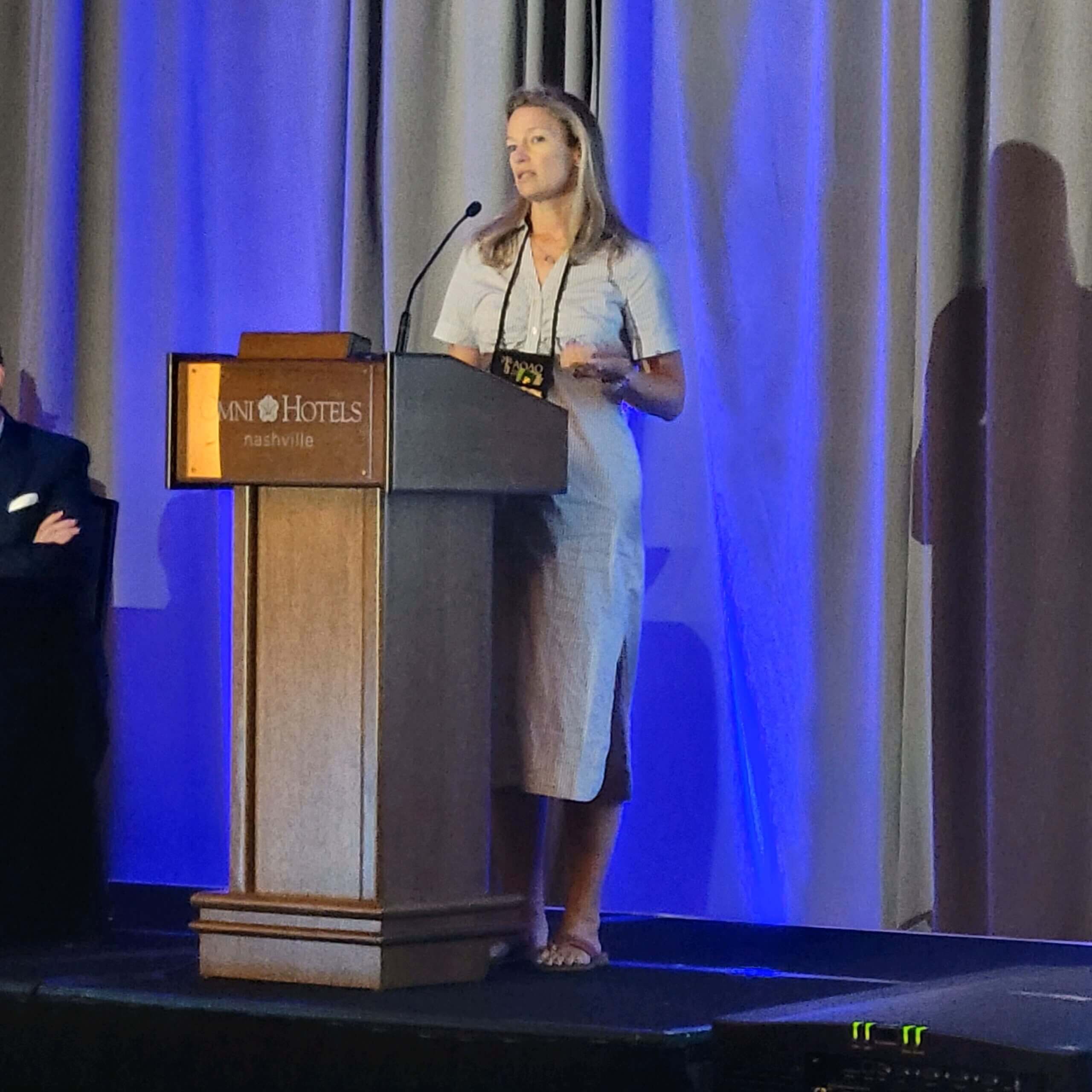 Dr. Emily Putney presented at the AOAO Conference in Nashville ...